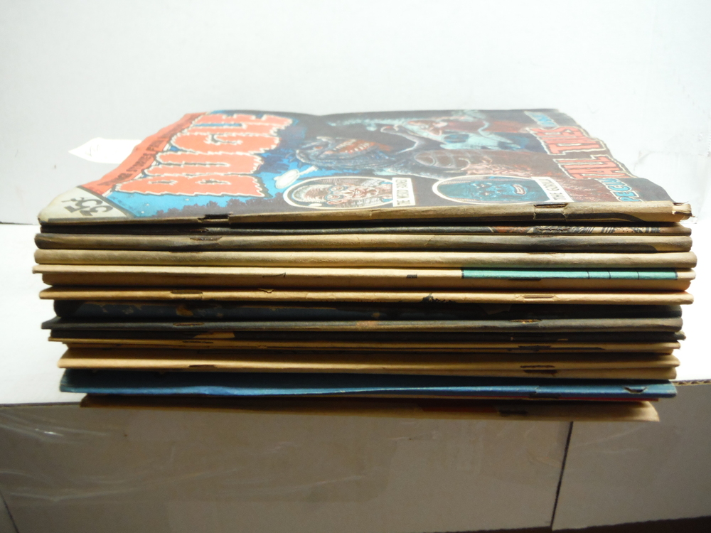 THE BUGLE AMERICAN MAGAZINE 28 ISSUES (1976)