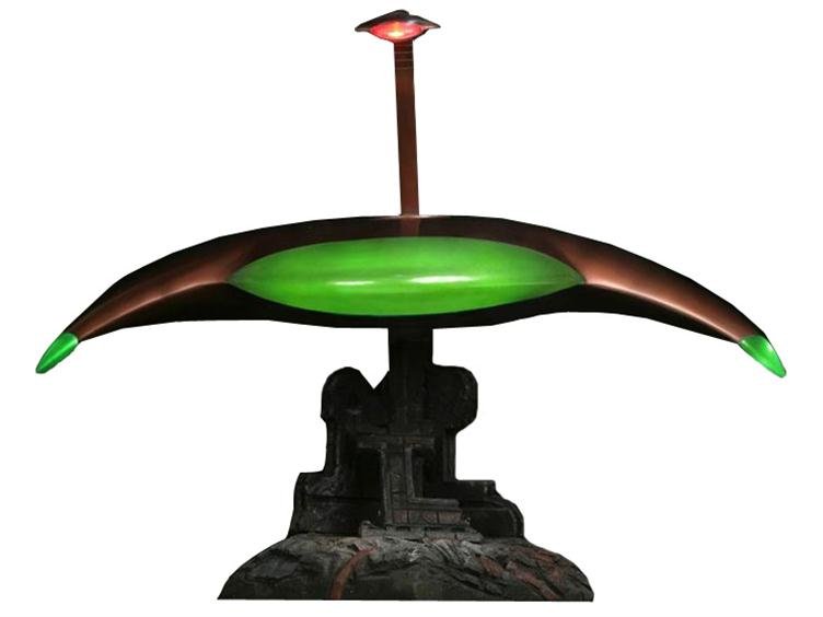 HCG War of the Worlds Alien War Machine 20" Light-up Prop Replica out ...